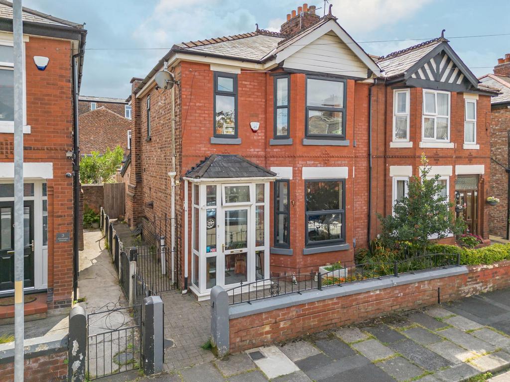 Gloucester Avenue, Manchester M19 3 bed semi-detached house - £390,000