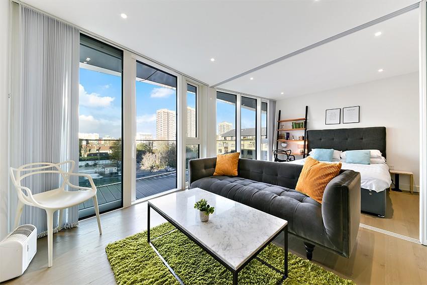Counter House, Gauging Square... 1 bed flat to rent - £2,557 pcm (£590 pw)