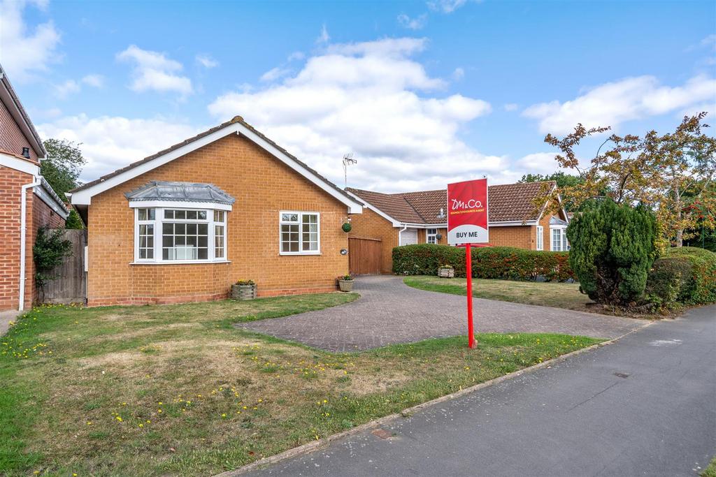 Frankholmes Drive, Monkspath, Solihull 2 bed detached bungalow for sale ...
