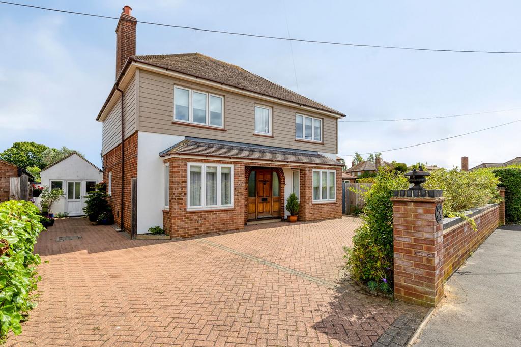 Hunstanton 4 bed detached house - £595,000