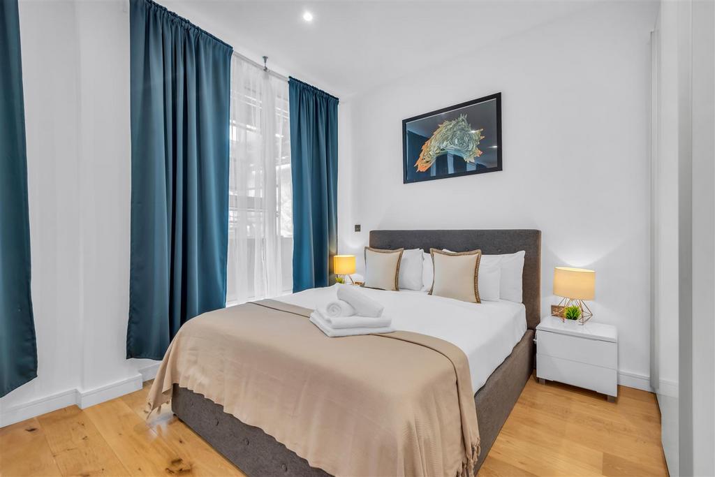 Lampton Road, Hounslow TW3 Studio - £1,600 pcm (£369 pw)