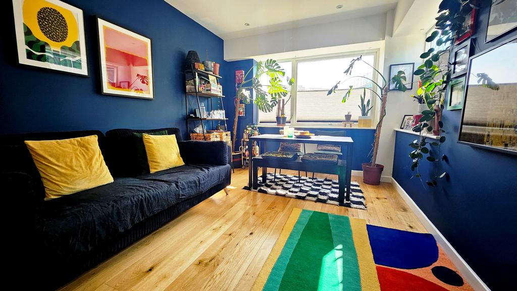 Union House, 23 Clayton Road, Hayes... 1 bed apartment - £1,600 pcm (£ ...