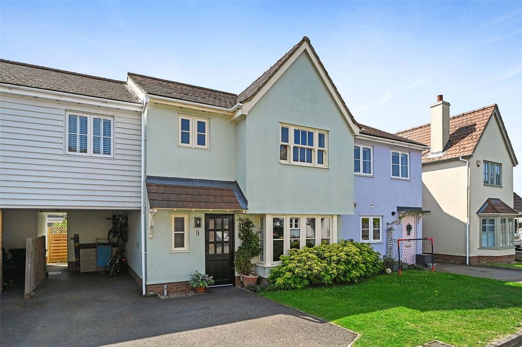 Hallfield, Quendon, Nr Saffron... 4 bed house - £565,000