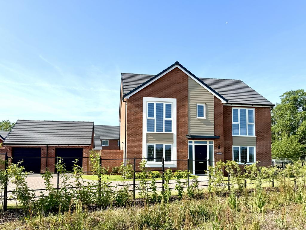 Heron Drive, Meon Vale, Stratford... 5 bed detached house for sale - £ ...