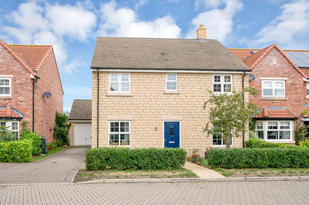 Begy Gardens, Greetham 4 bed detached house - £450,000