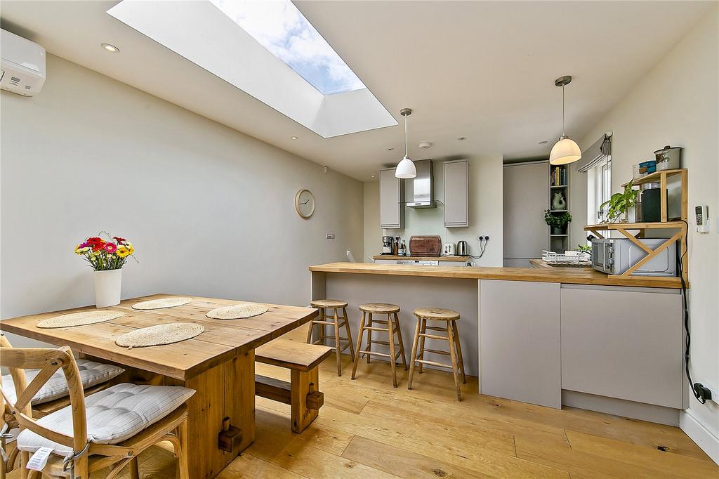 Sheen Lane, East Sheen, SW14 2 bed terraced house - £625,000