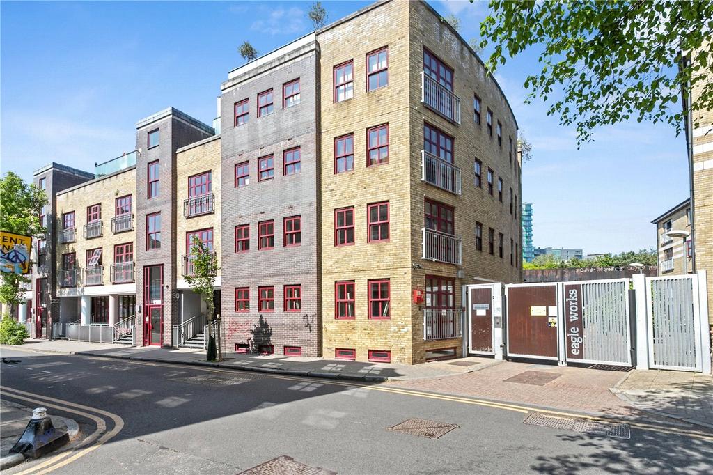 Quaker Street, London, E1 1 bed apartment - £2,100 pcm (£485 pw)