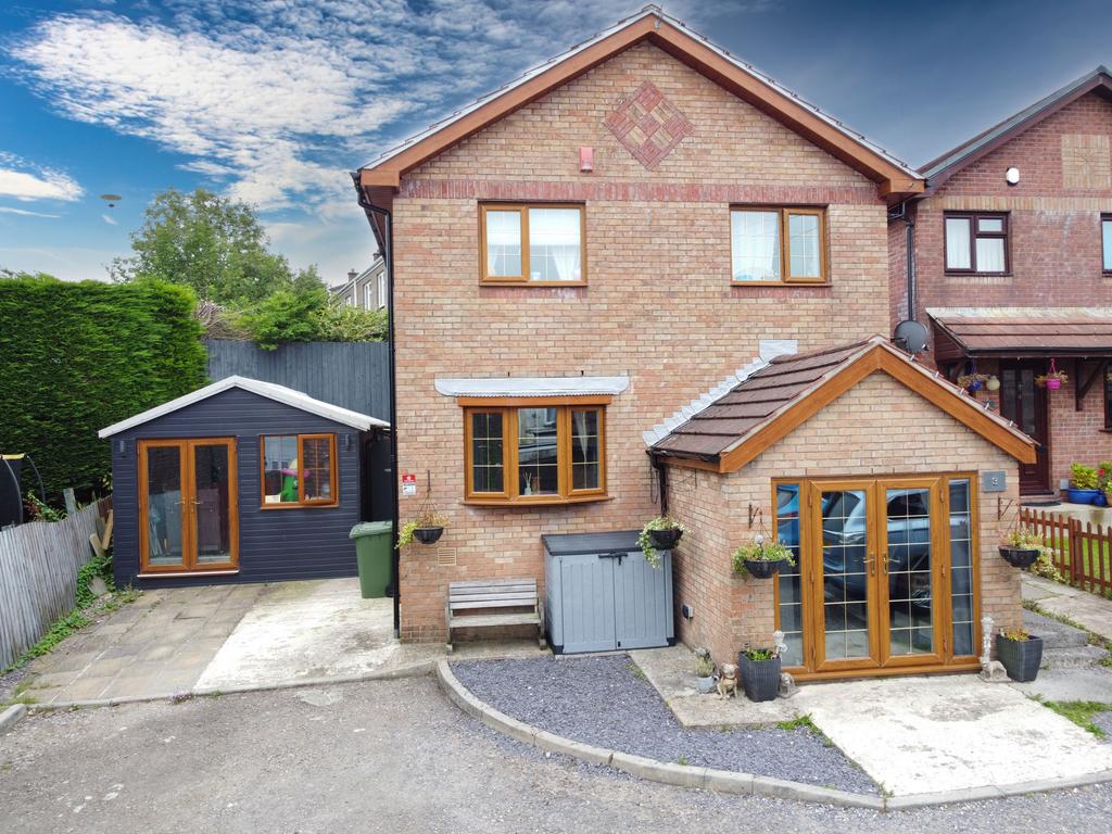 Mostyn Mews, Brynna, Pontyclun CF72 9TS 4 bed detached house for sale ...