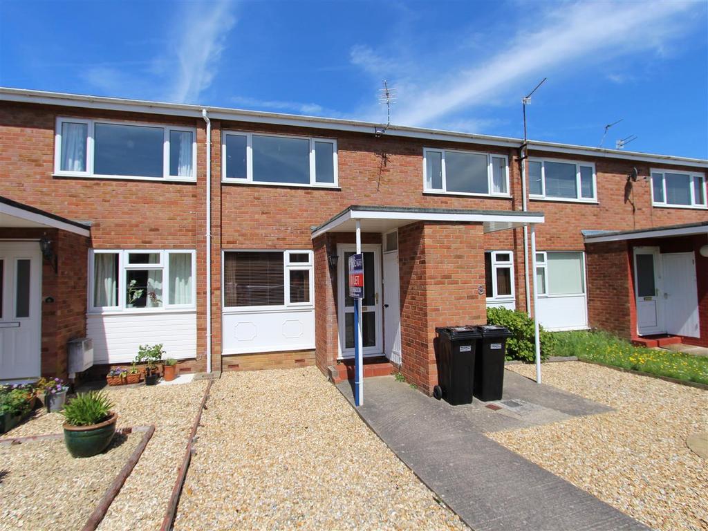 7 Lambourn Road, Keynsham, Bristol 2 bed flat to rent - £1,195 pcm (£ ...
