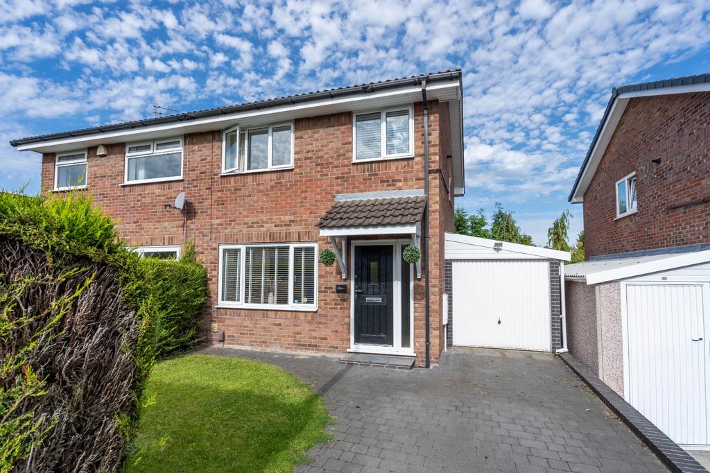 Westbury Drive, Marple, SK6 3 bed semi-detached house for sale - £350,000