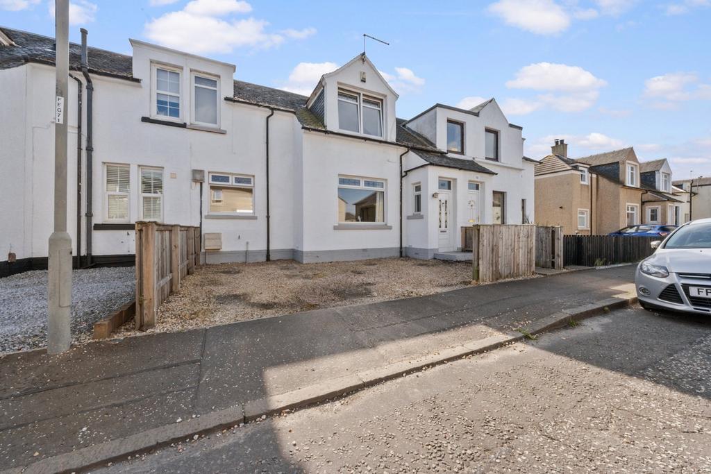 Kings Road, Grangemouth, FK3 4 bed terraced house - £215,000