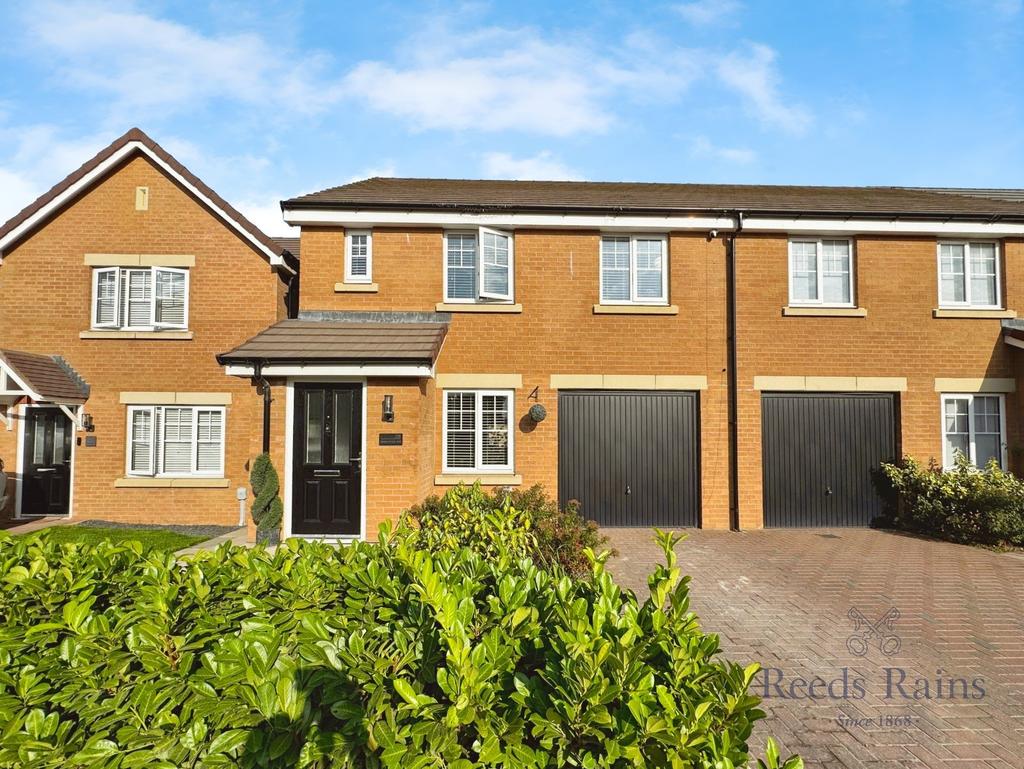 Swallowtail Way, Preston PR5 3 bed semi-detached house for sale - £250,000