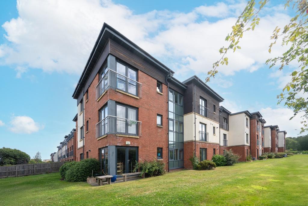 New Mart Square, Edinburgh, City Of... 2 bed apartment - £233,000