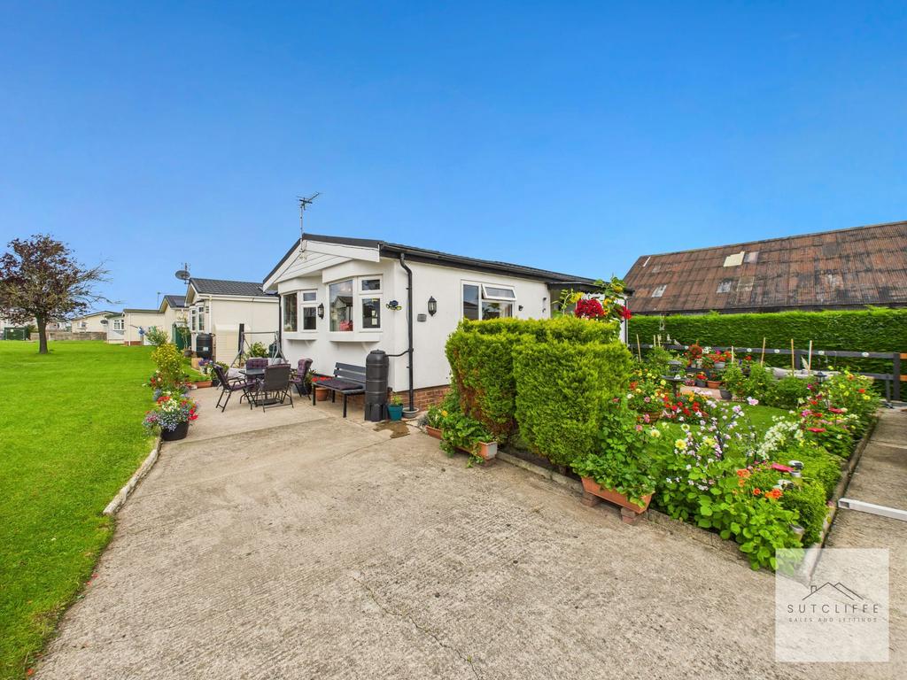 Burlingham Park, Garstang, PR3 2 bed park home for sale - £125,000