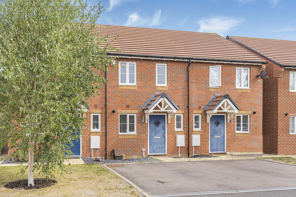 Wynton Close, Didcot, OX11 2 bed terraced house - £312,500