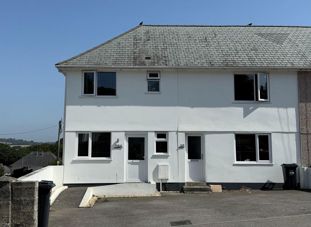 Rose Hill, Par PL24 3 bed end of terrace house - £230,000