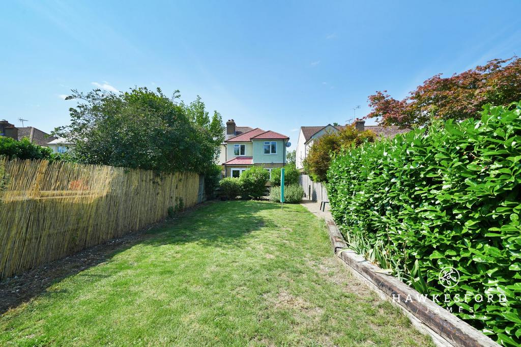 Ruins Barn Road, Sittingbourne ME10 4 bed semi-detached house for sale ...