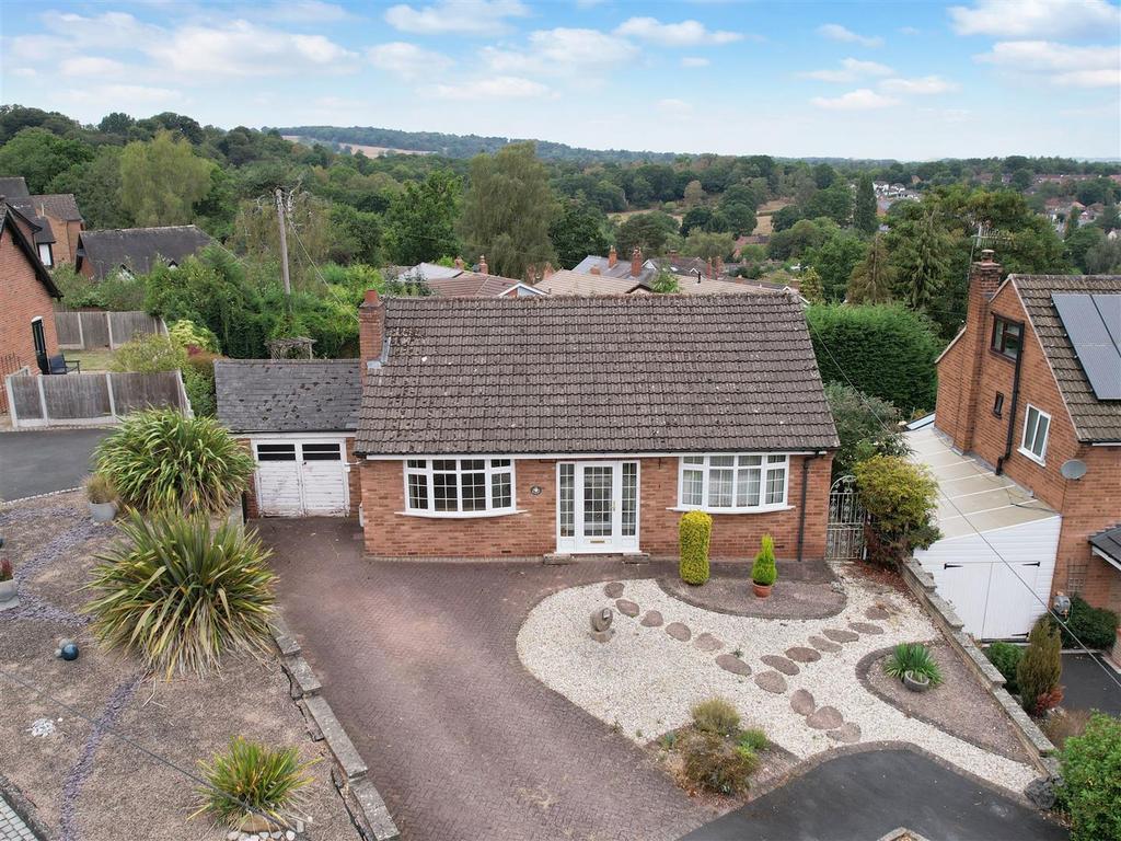 Heather Drive, Kinver, Stourbridge 2 bed bungalow for sale - £435,000