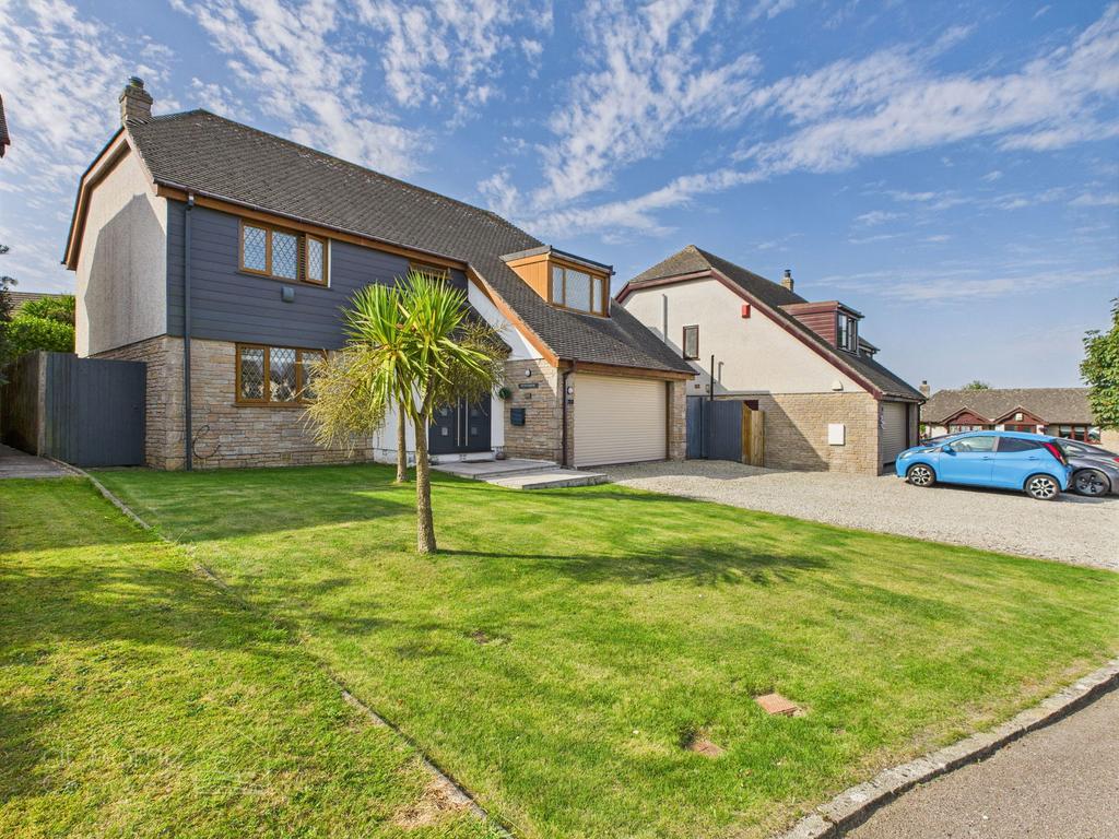 Carriage Parc, Truro TR4 4 bed detached house - £495,000