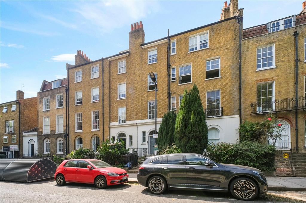 Clapton Square, London, E5 2 bed apartment for sale - £699,950