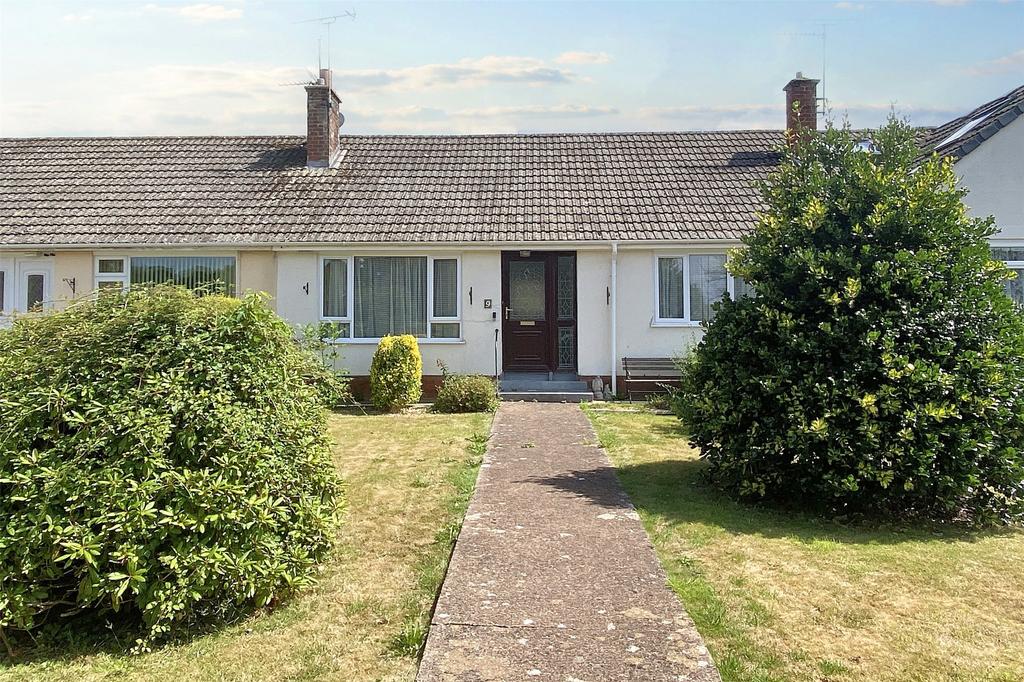 Westford Close, Wellington, Somerset... 2 bed bungalow - £245,000