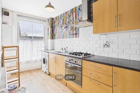 Houses to rent in Hull | OnTheMarket