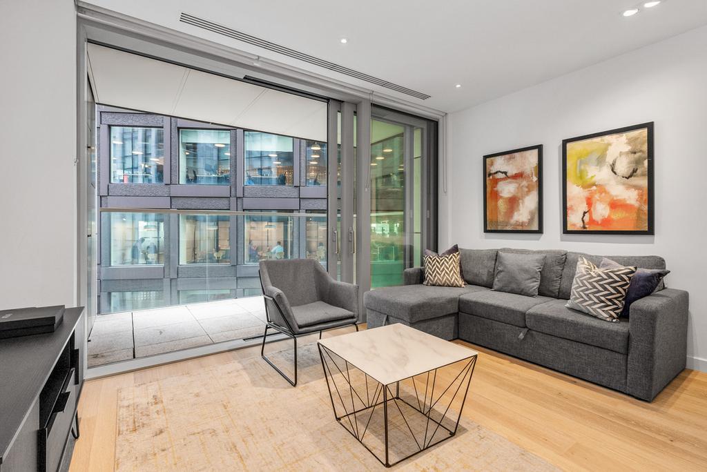 Atlas Building, London, EC1V 2 bed apartment to rent - £3,950 pcm (£912 pw)