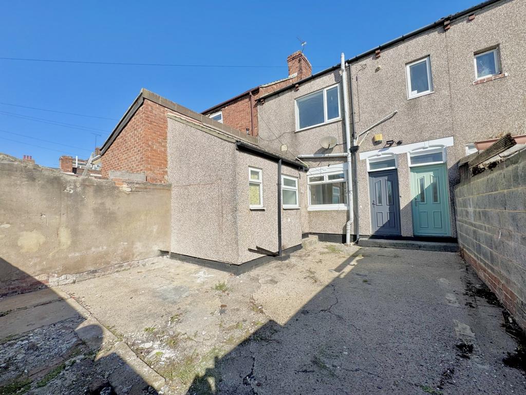 James Street South, Murton, Seaham... 4 bed terraced house - £45,000