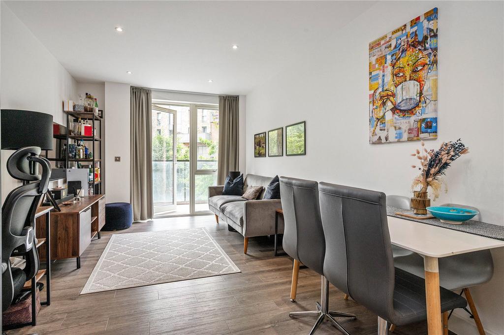 Highfield Court, New North Road... 1 bed apartment for sale - £550,000