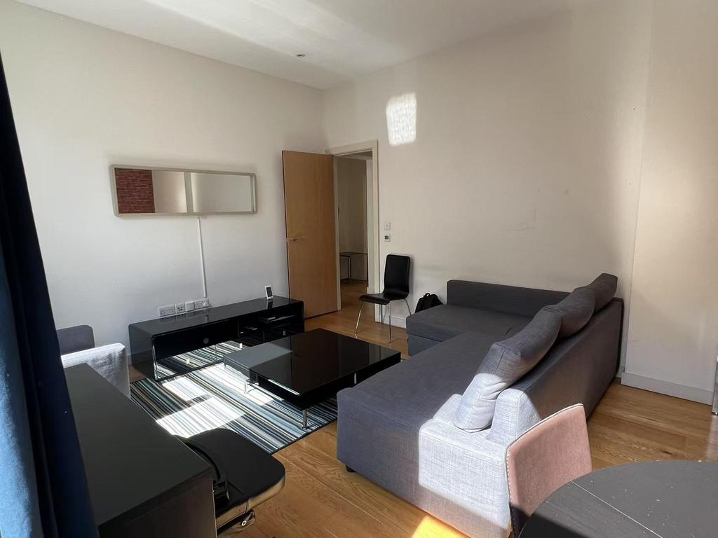 1B Redcliffe Road LONDON SW10 2 bed apartment to rent - £3,050 pcm (£ ...