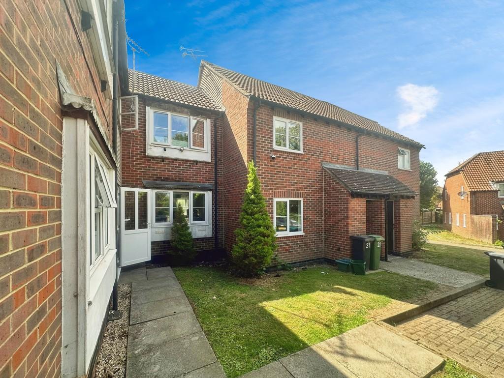 Rosehip Way, Basingstoke RG24 Studio - £800 pcm (£185 pw)