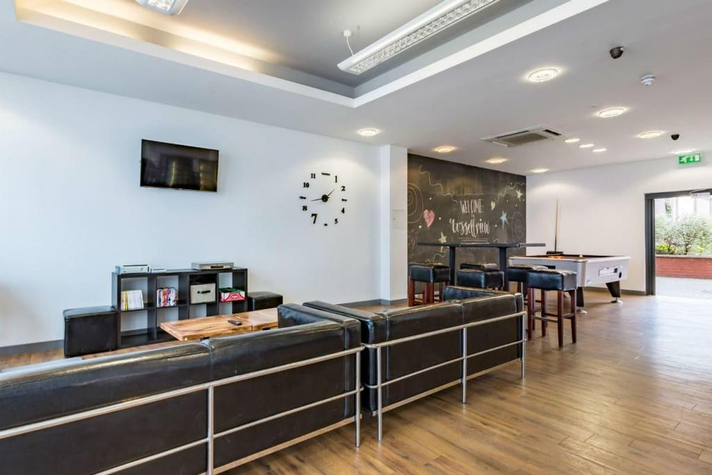 70 Russell Street, Nottingham NG7 Studio - £815 pcm (£188 pw)