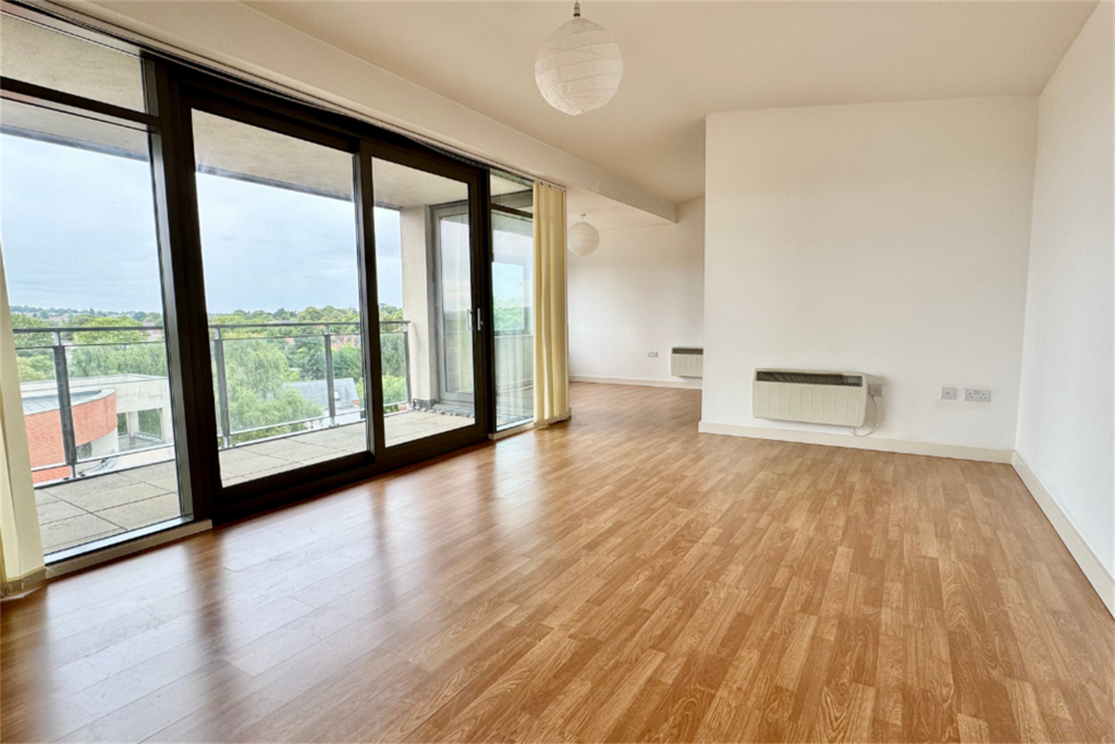 Carlin House, Beeston, NG9 1FT 2 bed apartment for sale - £200,000