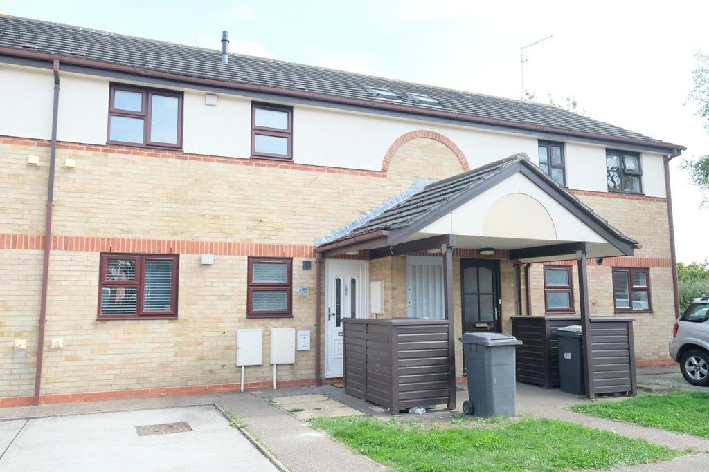 Pollards Green, Chelmsford CM2 1 bed apartment - £1,100 pcm (£254 pw)