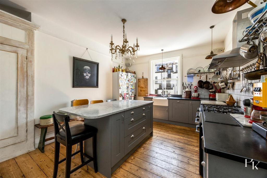 Denmark Terrace, Brighton BN1 4 bed maisonette for sale - £675,000