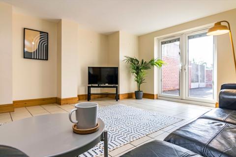 Houses for sale in Nottingham | OnTheMarket