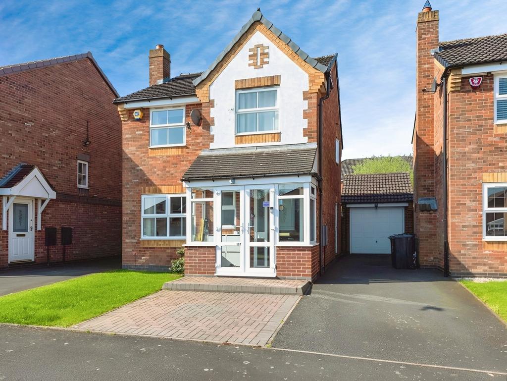 Birmingham B73 3 bed detached house - £1,600 pcm (£369 pw)