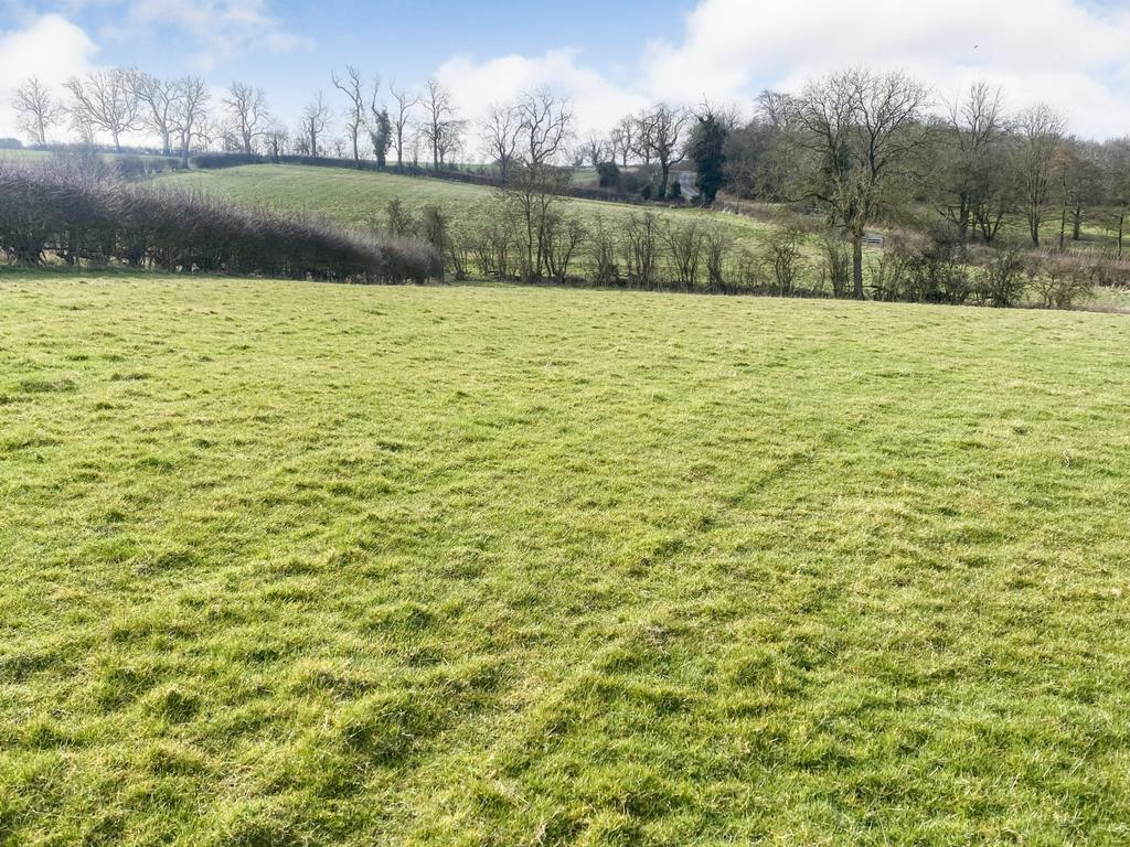 Catthorpe Road, Shawell, LE17 Land - £15,000
