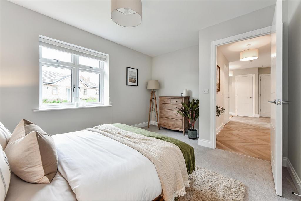 The Beech, Linwood Park, Fontwell 2 bed detached bungalow for sale - £ ...