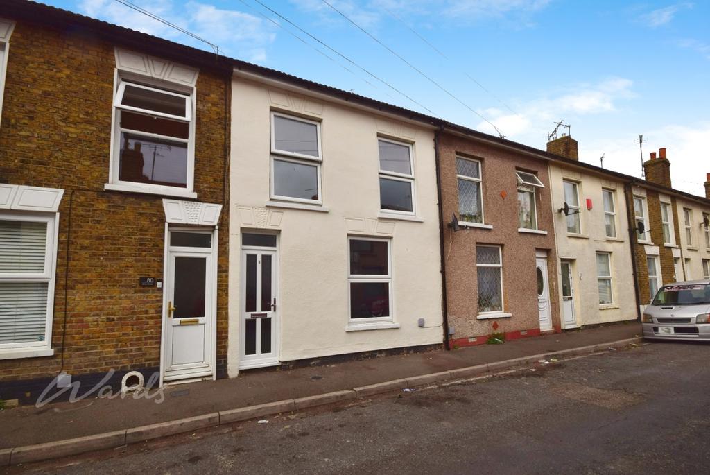Alma Street, Sheerness ME12 2 bed terraced house - £1,150 pcm (£265 pw)