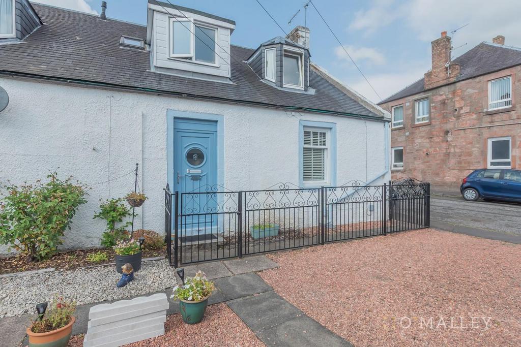 Cobden Street, Alva 2 bed flat - £94,995