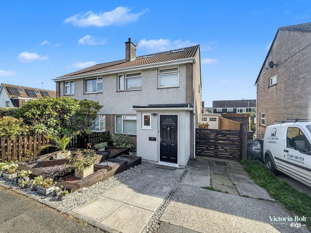 Hunters Close, Ivybridge PL21 4 bed semi-detached house - £290,000