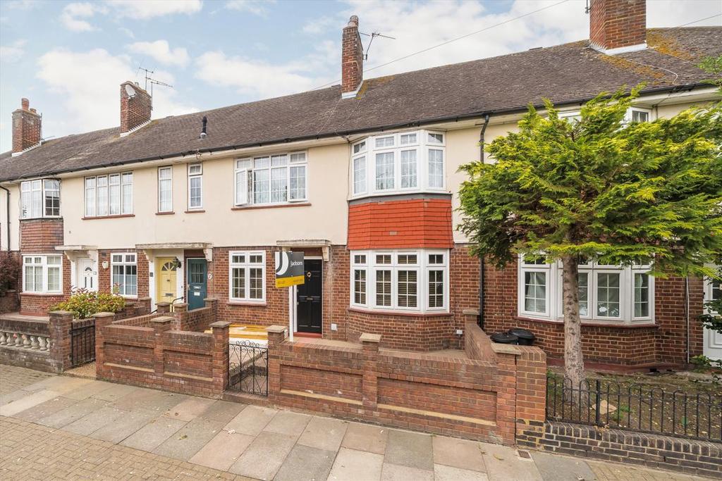 Godley Road, London SW18 2 bed flat - £2,600 pcm (£600 pw)
