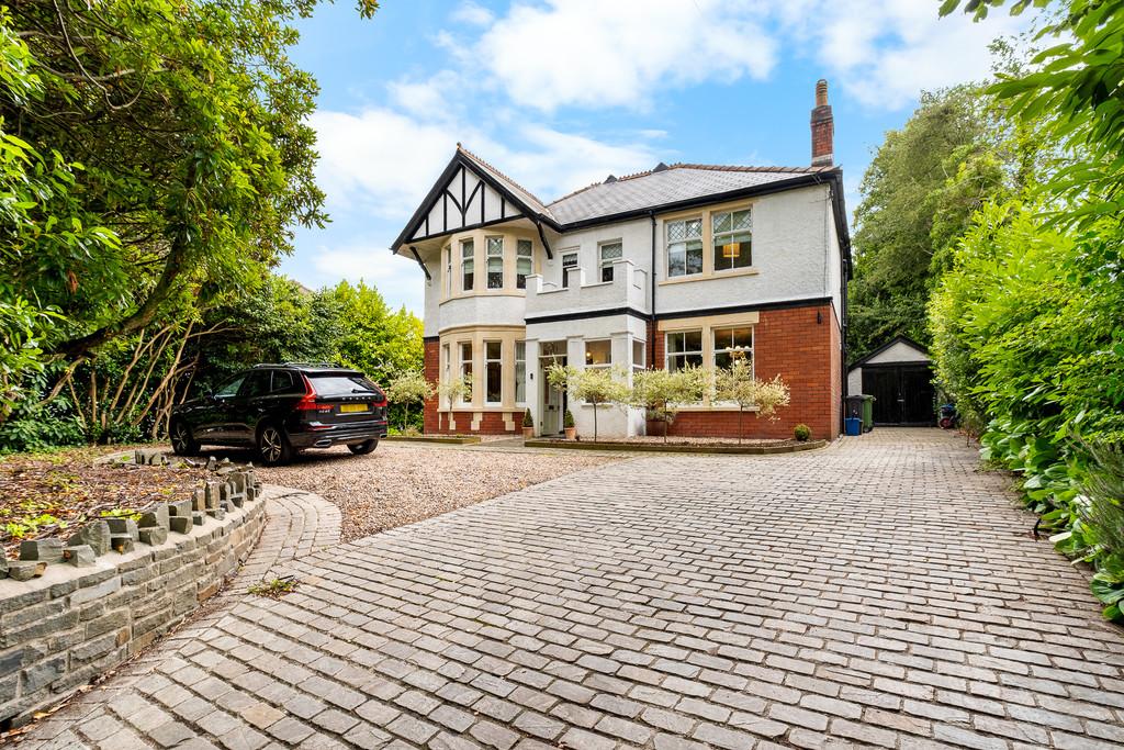 Heol Isaf, Radyr 4 bed detached house for sale - £1,350,000