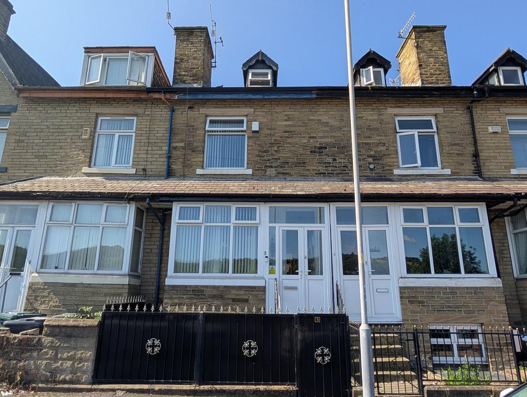 Salisbury Road, Frizinghall... 3 bed terraced house - £179,950
