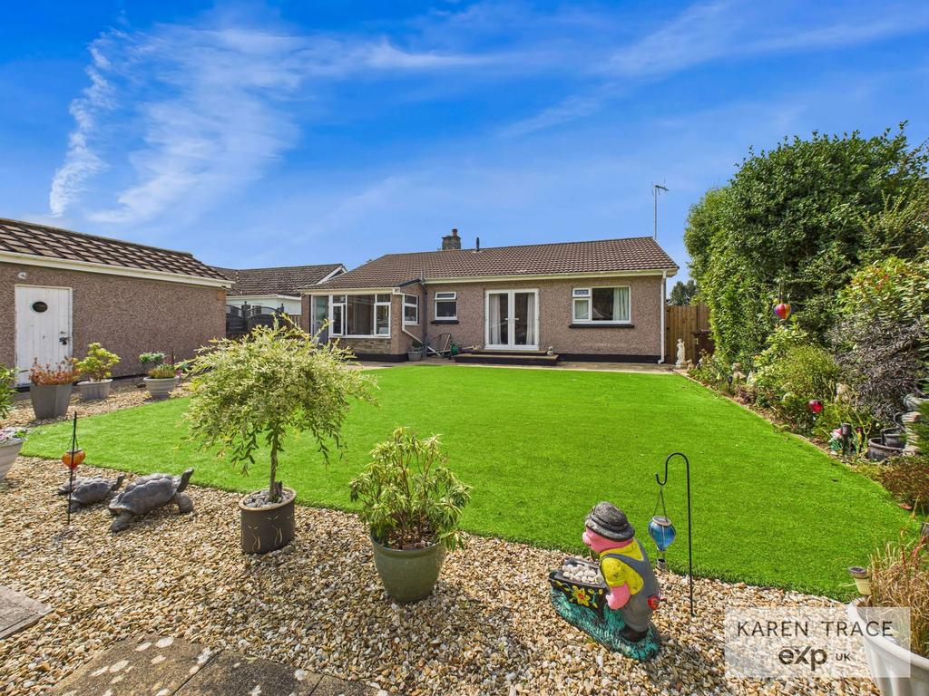 Eastcliffe Road, Par PL24 3 bed detached house for sale - £400,000