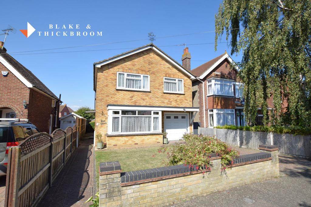 Stambridge Road, Clacton-on-Sea 3 bed detached house for sale - £300,000