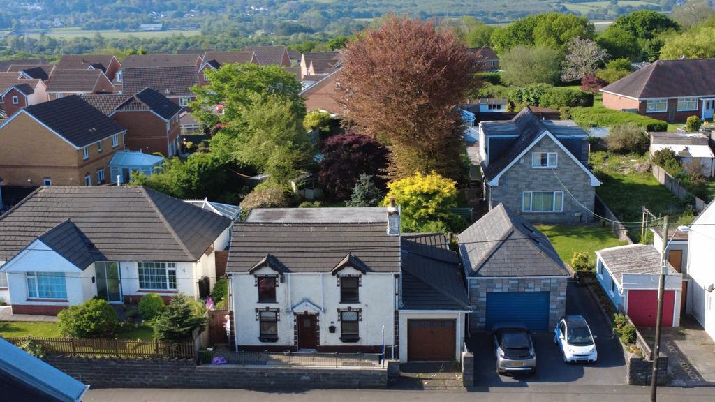 Glebe Road, Loughor, Swansea, City... 3 bed detached house for sale - £ ...