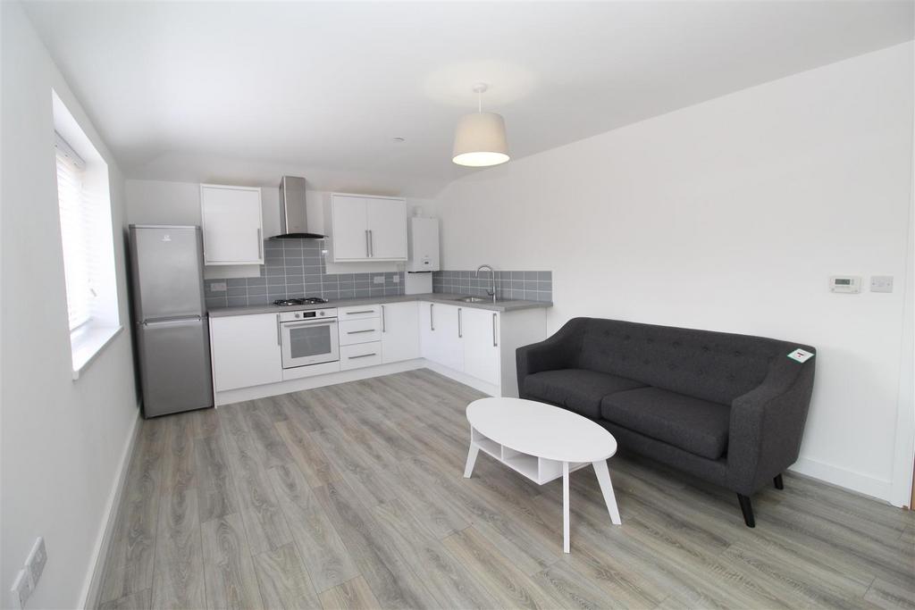 Caerphilly Road, Cardiff CF14 1 bed flat to rent - £1,150 pcm (£265 pw)