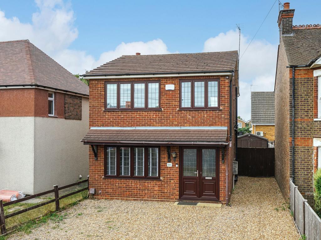 Markyate Road, Slip End, LU1 3 bed detached house for sale - £450,000